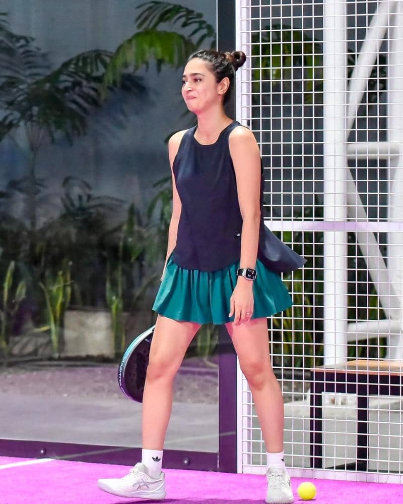 9 Fashion Artis Main Padel yang Sporty & Elegan, Bisa Banget Kamu ...